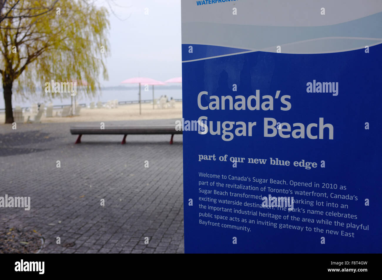 Canada's Sugar Beach in the East Bayfront area of Toronto Stock Photo ...