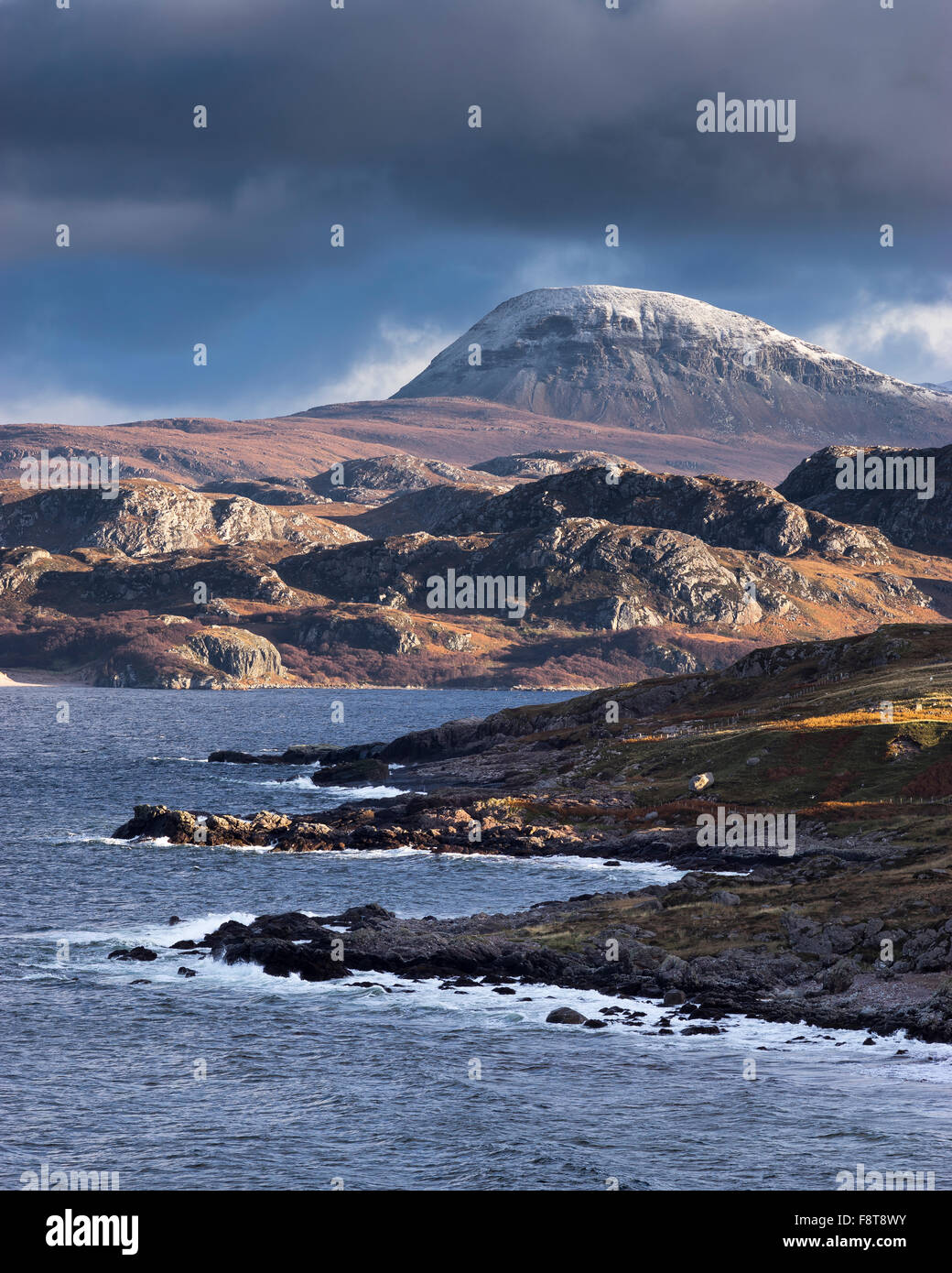 Vertical sail hi-res stock photography and images - Alamy