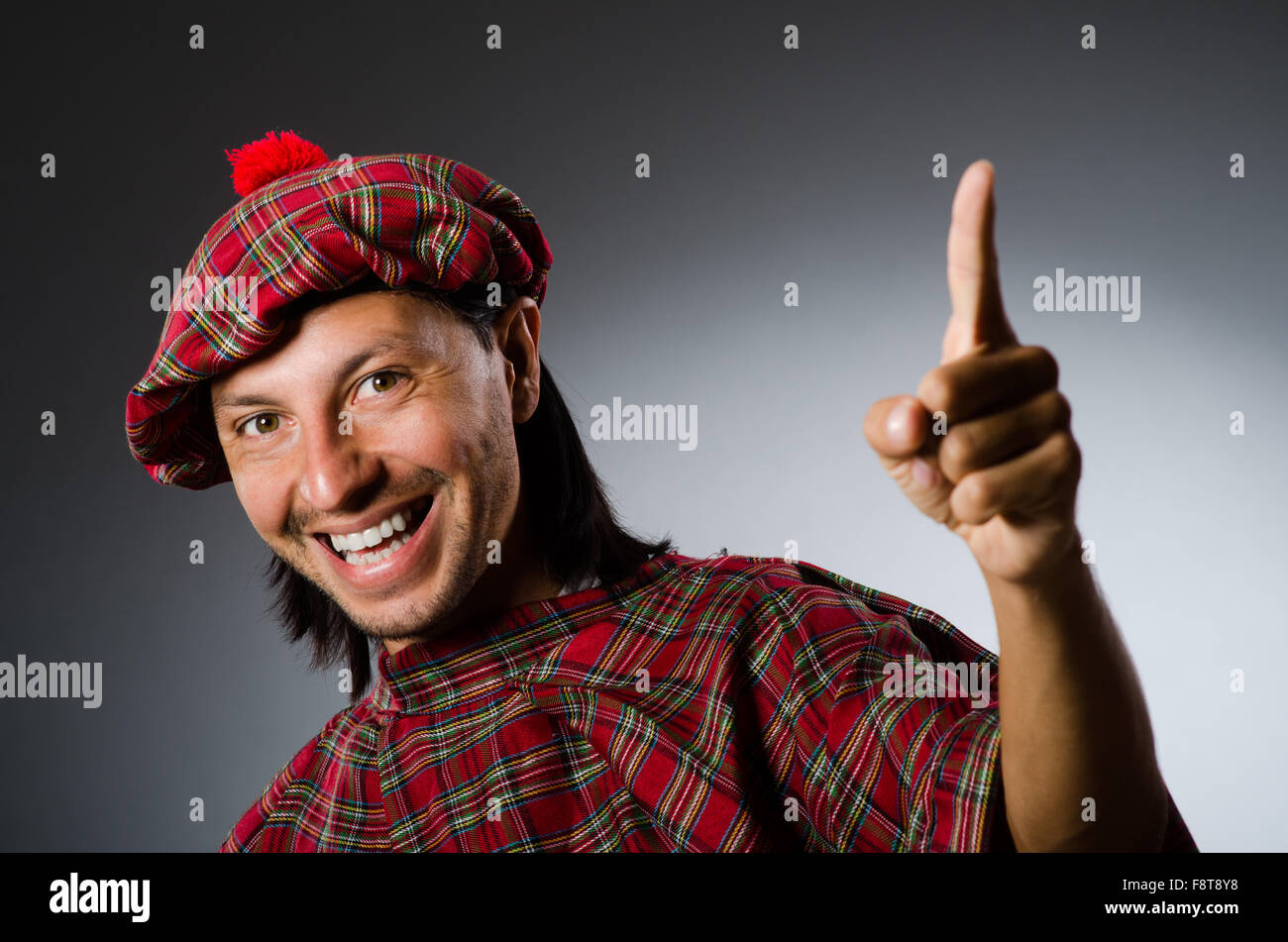 Funny scotsman in traditional clothing Stock Photo - Alamy