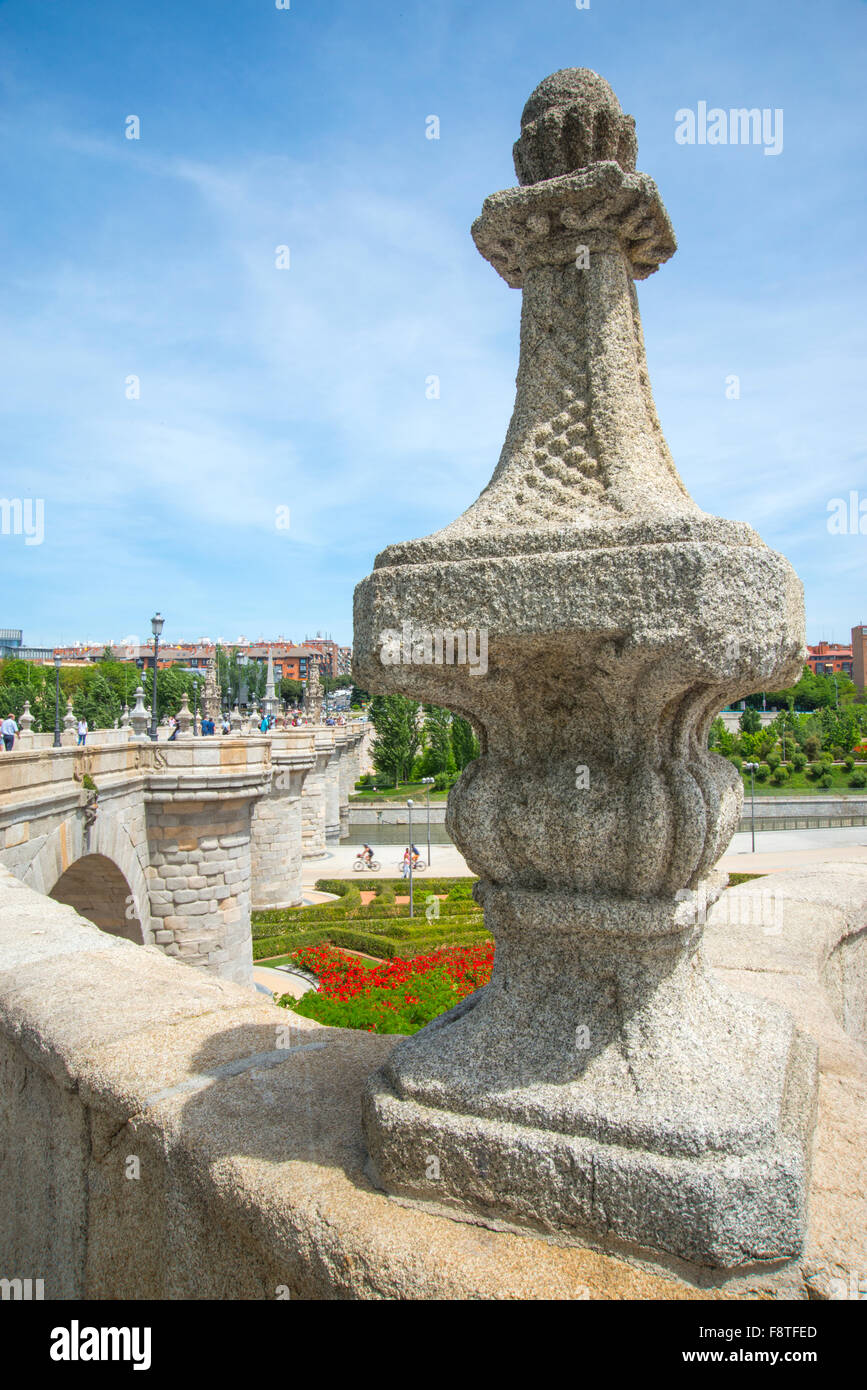 Toledo bridge. Madrid Rio, Madrid, Spain Stock Photo - Alamy