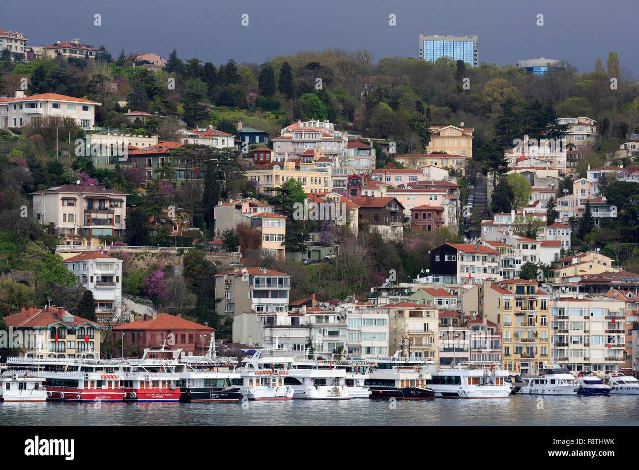 Sariyer hi-res stock photography and images - Alamy