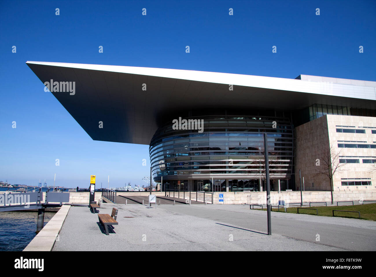 The modern opera house Stock Photo - Alamy