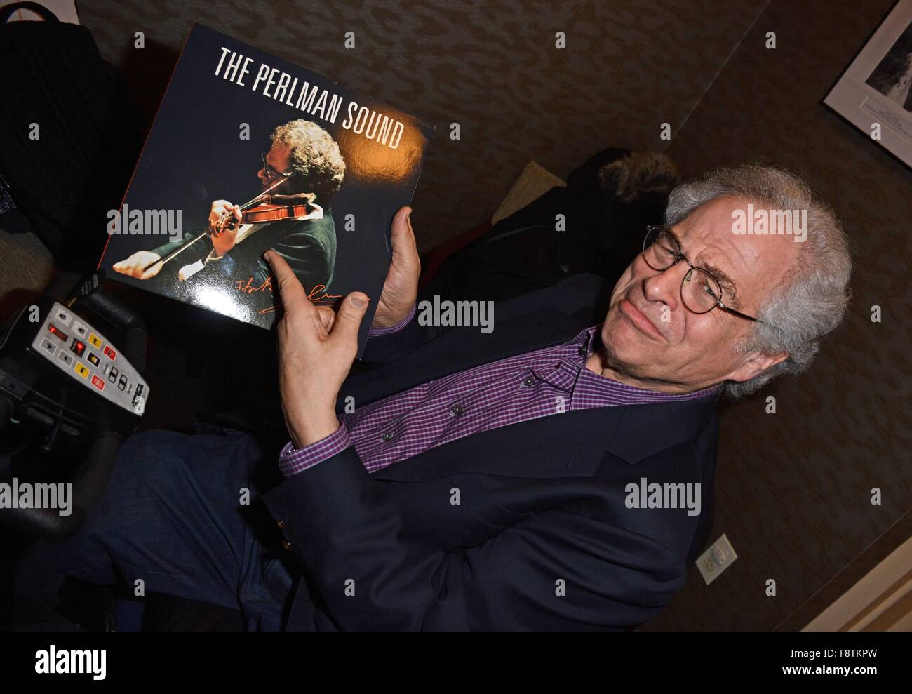 New York, NY, USA. 10th Dec, 2015. Itzhak Perlman at in-store ...