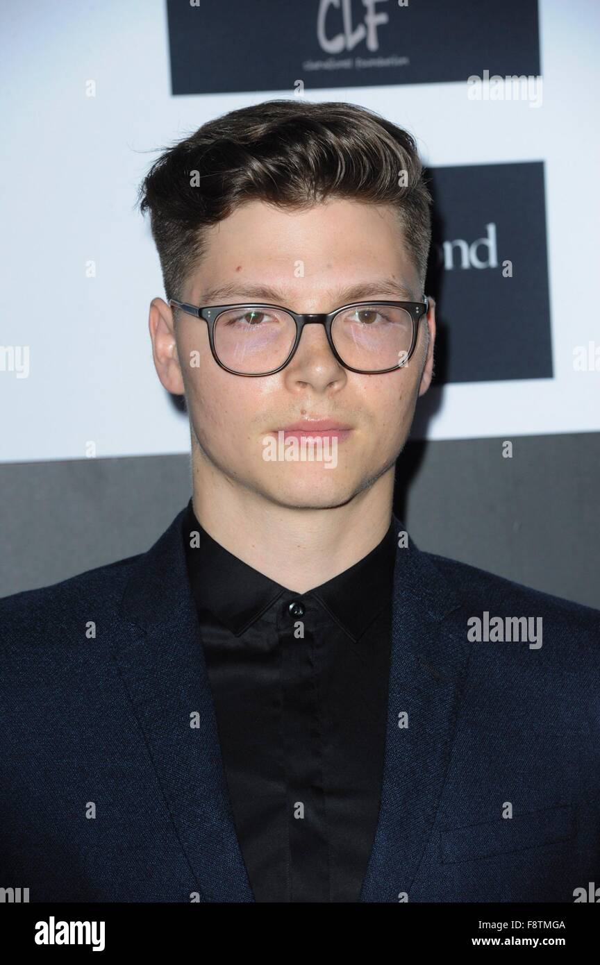 Santa Monica, CA. 10th Dec, 2015. Kevin Garrett at arrivals for The ...