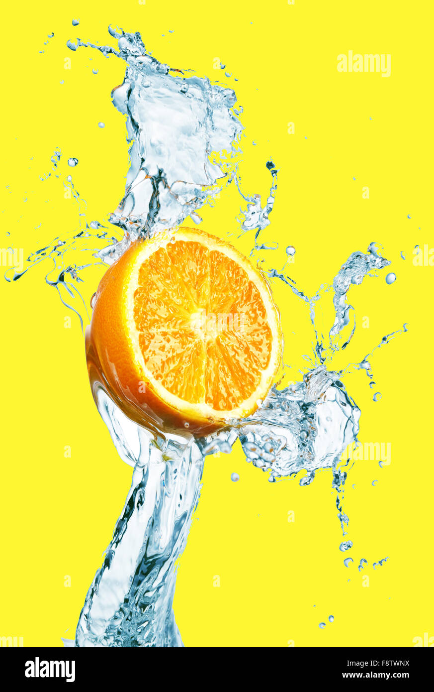 Lemon with water splash hi-res stock photography and images - Alamy