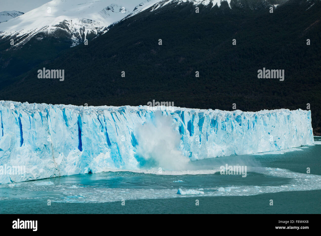 Ice falling glacier side hi-res stock photography and images - Alamy