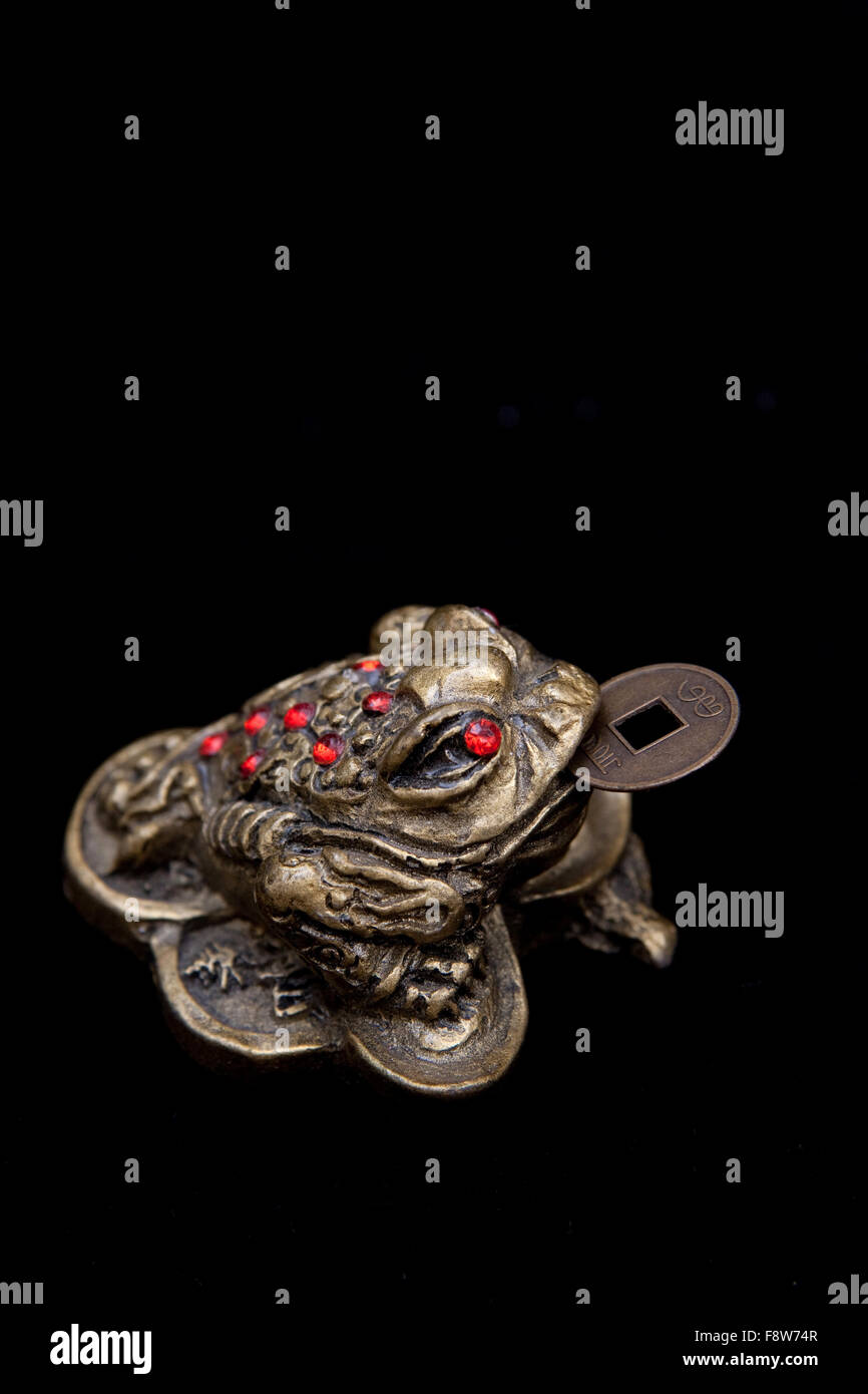 Chinese lucky coin hi-res stock photography and images - Alamy