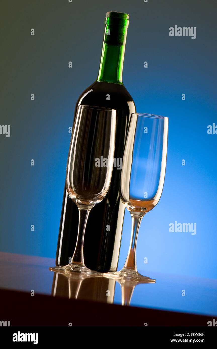 Wine concept with gradient background Stock Photo - Alamy