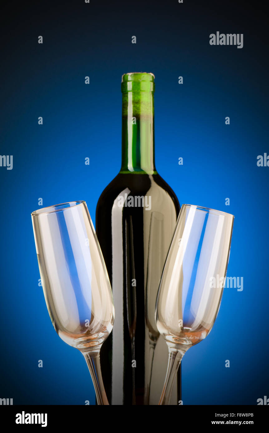 Wine concept with gradient background Stock Photo - Alamy