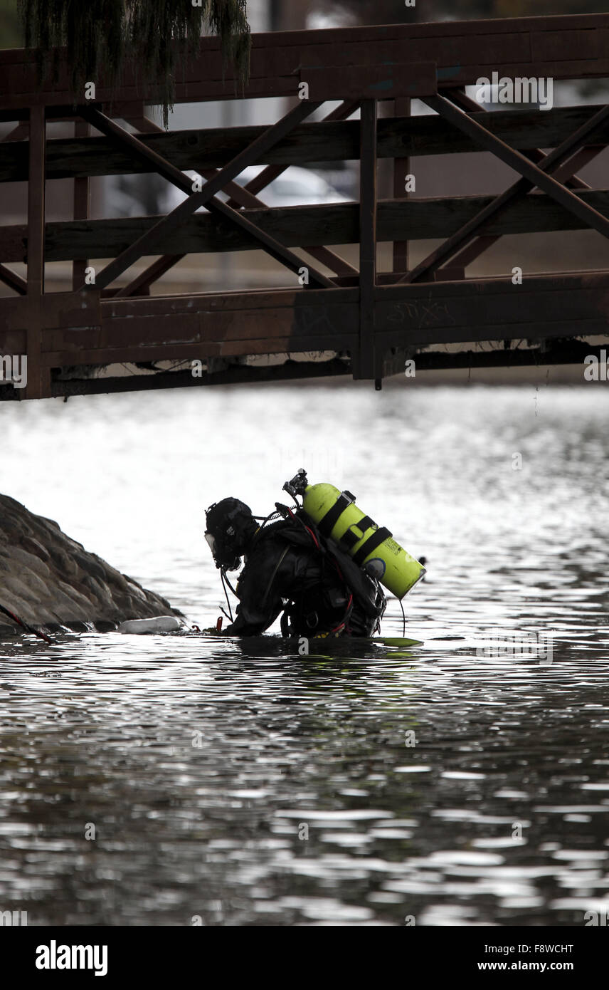 San Bernardino, California, USA. 11th Dec, 2015. An FBI dive team ...