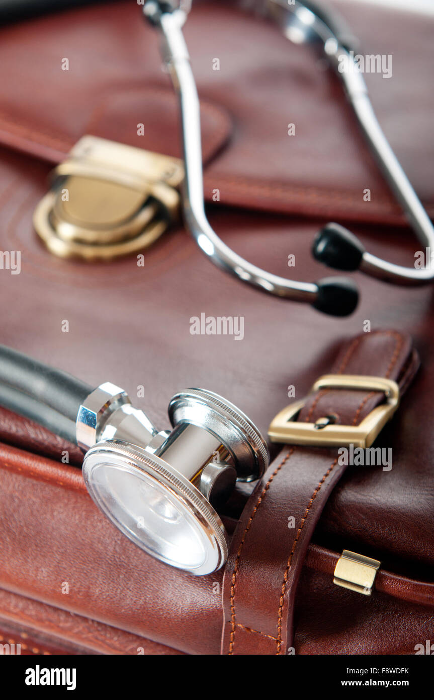Doctor's brown leather case with the stethoscope Stock Photo - Alamy