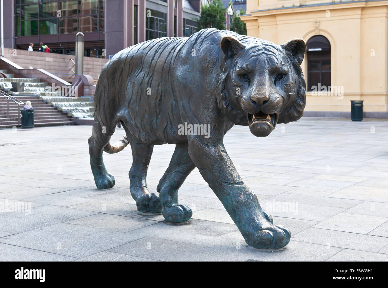 Tain sculpture hi-res stock photography and images - Alamy