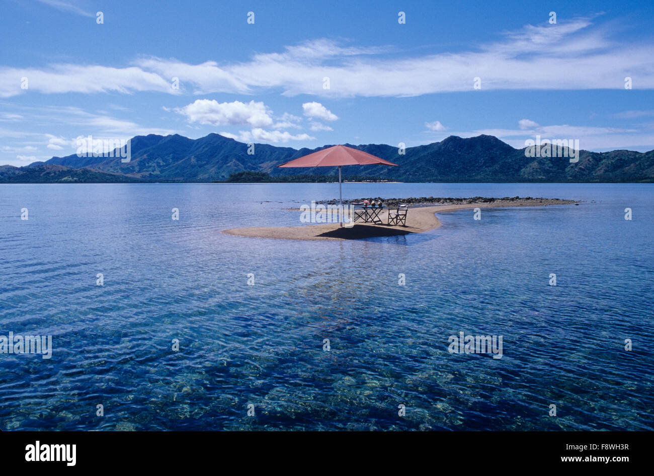 Fiji Islands, Nukubati Island Resort, low tide sand bar picnic spot ...