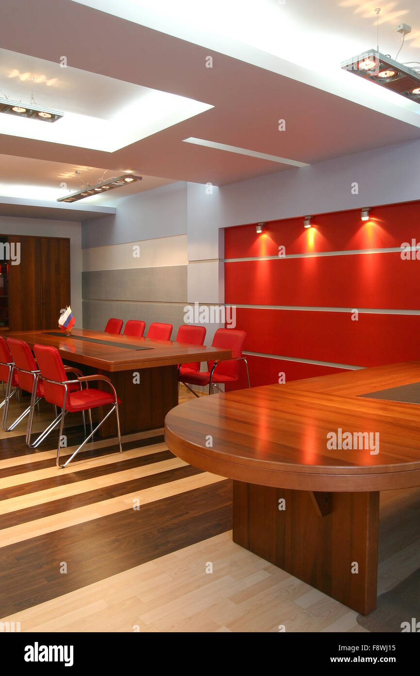 Red office interior hi-res stock photography and images - Alamy