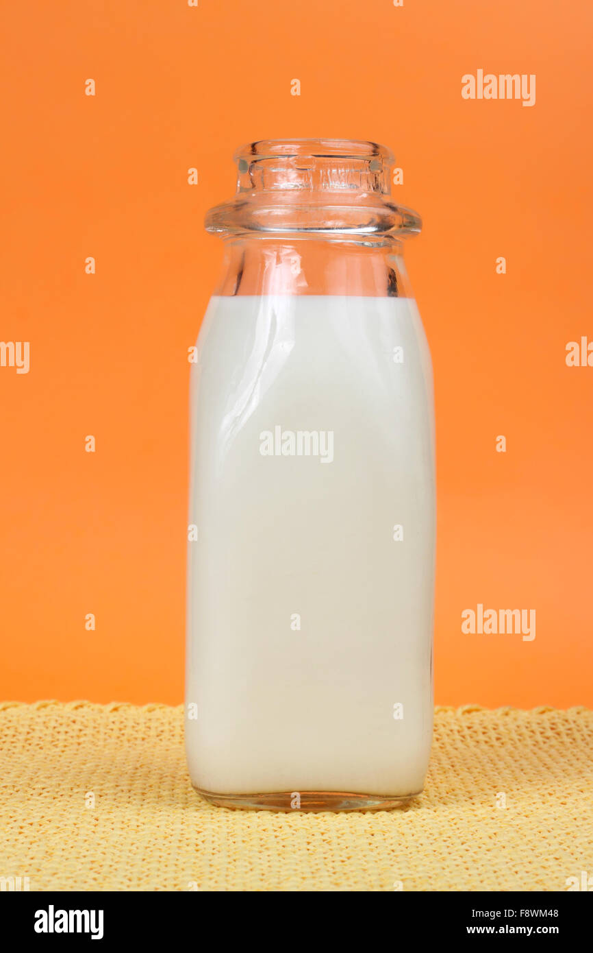bottle of milk Stock Photo - Alamy