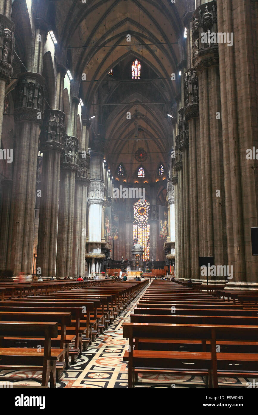 The interior of Duomo Milan Stock Photo - Alamy