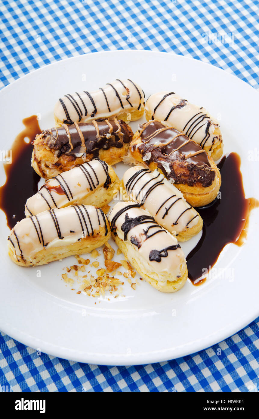 Desserts served in the plate Stock Photo - Alamy