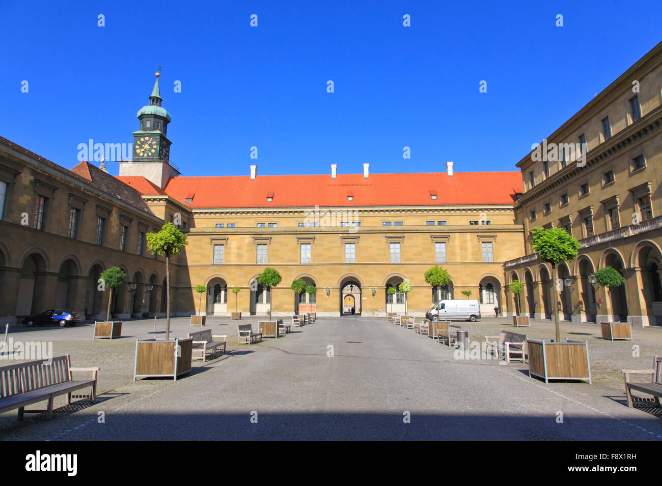 The scenery at the Residenz and Odeonsplatz in Munich Stock Photo - Alamy
