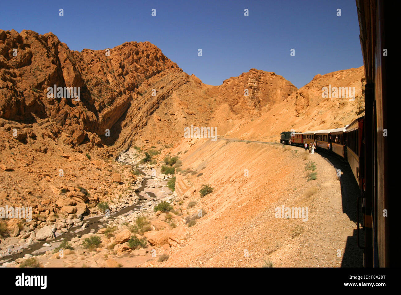 High atlas mountain home hi-res stock photography and images - Alamy