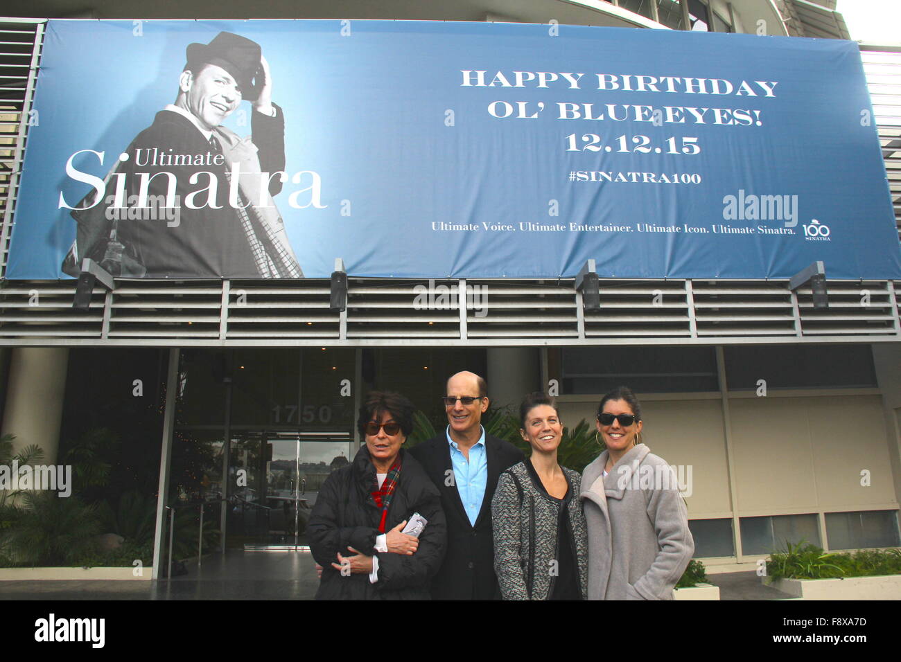 Tina frank sinatra hi-res stock photography and images - Alamy