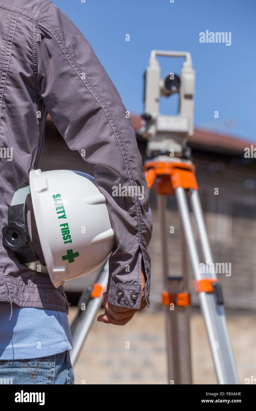 Theodolite survey hi-res stock photography and images - Alamy