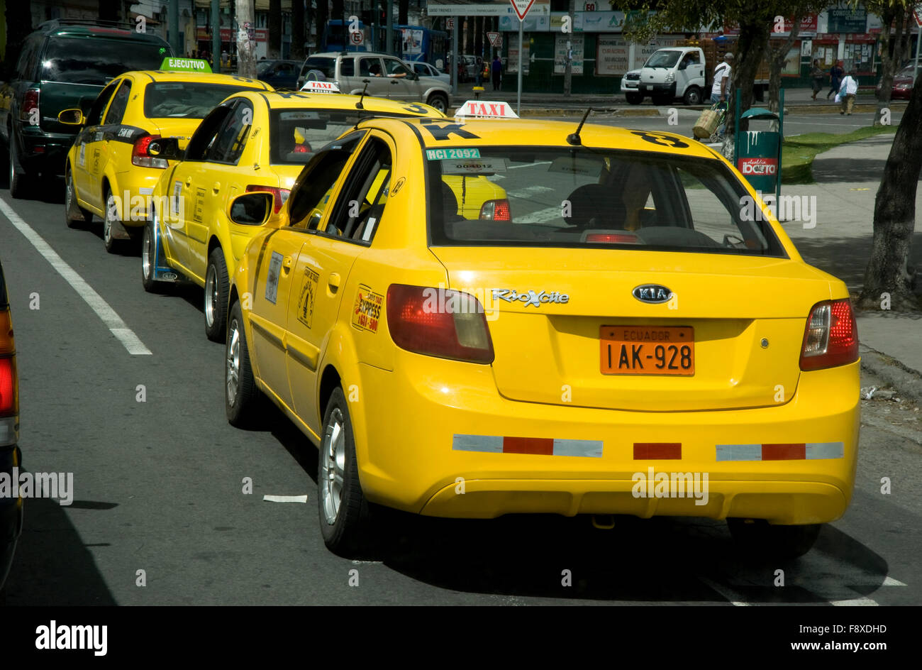 Ecuador taxi hi-res stock photography and images - Alamy