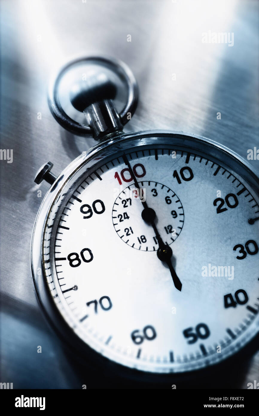 Timing and accuracy hi-res stock photography and images - Alamy