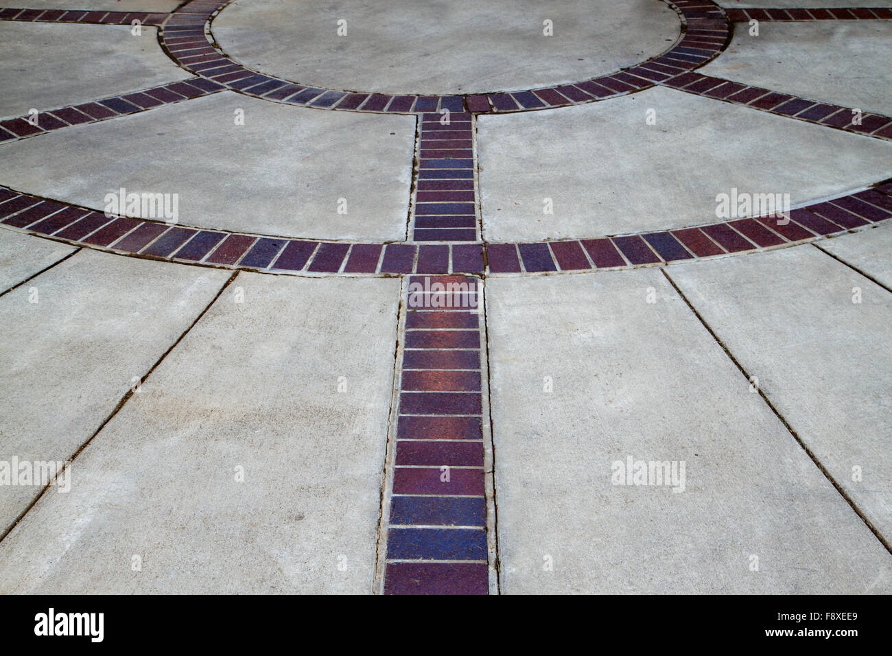 Circular brick pavement design hi-res stock photography and images - Alamy