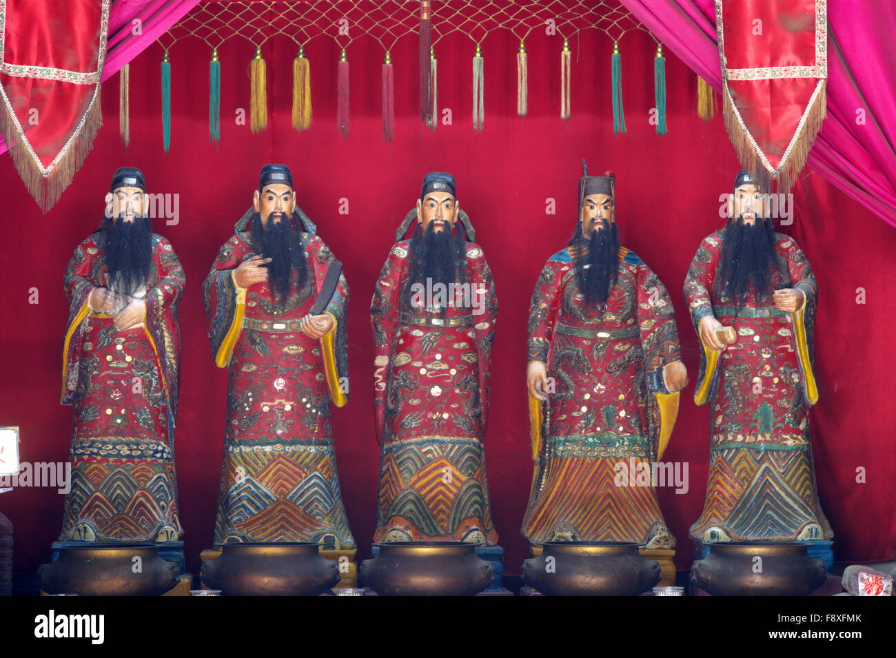 the five statues of historical figures in Five Ancestral Hall Stock ...