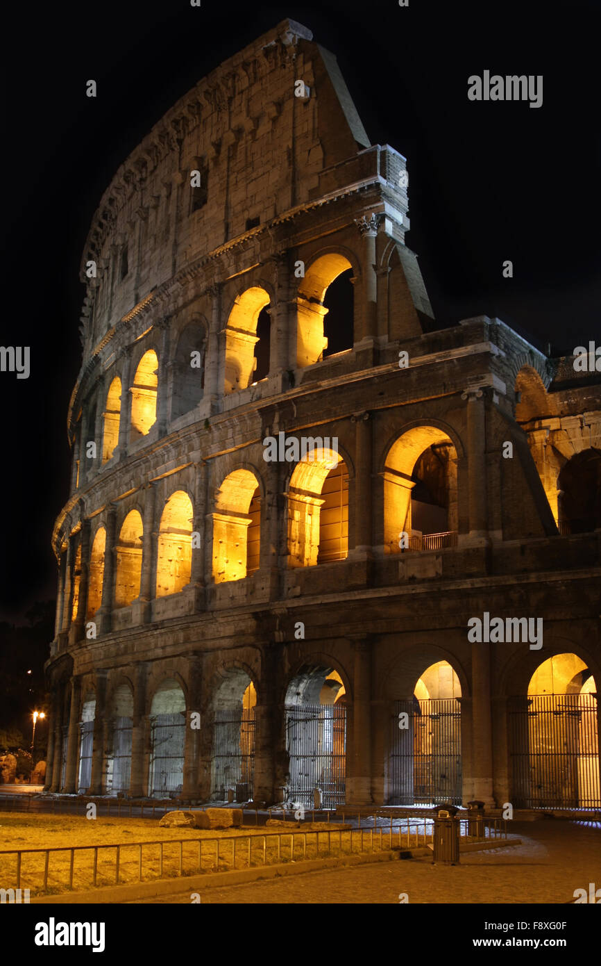 Colosseum at night in Rome, Italy Stock Photo - Alamy