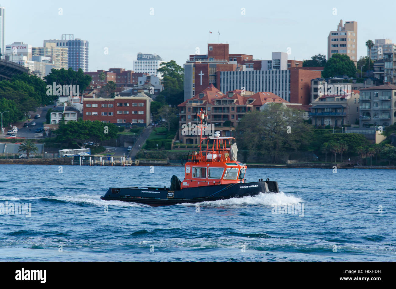 A small tug boat on Sydney Harbour, New South Wales, Australia Stock ...