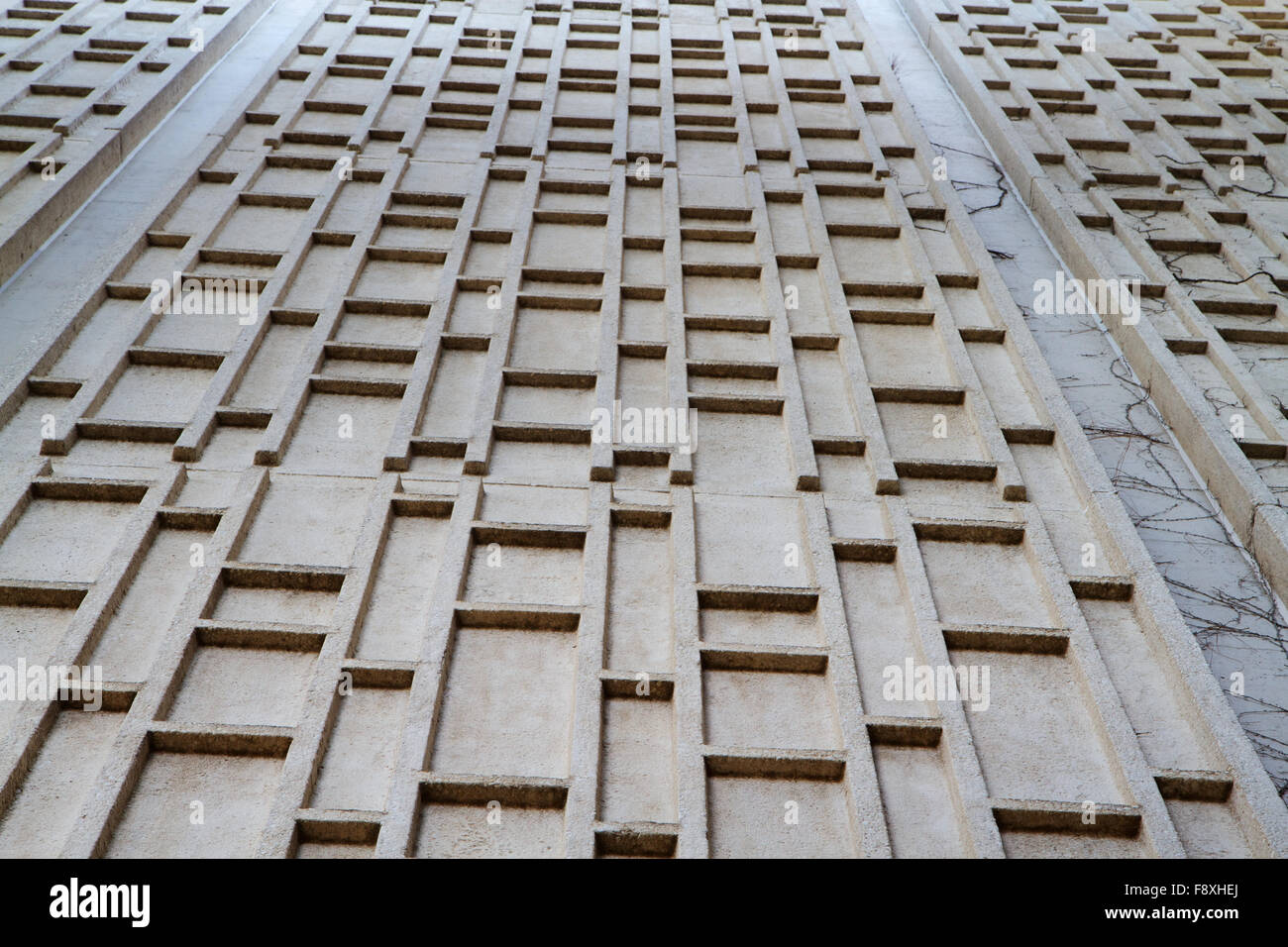 Concrete wall perspective Stock Photo - Alamy