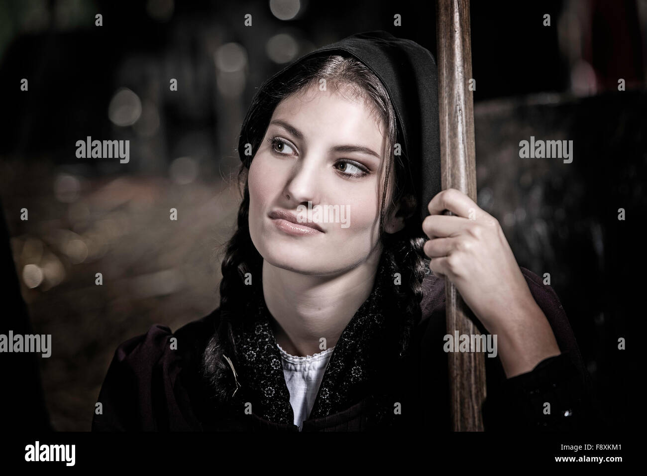 Old fashioned farm girl hi-res stock photography and images - Alamy