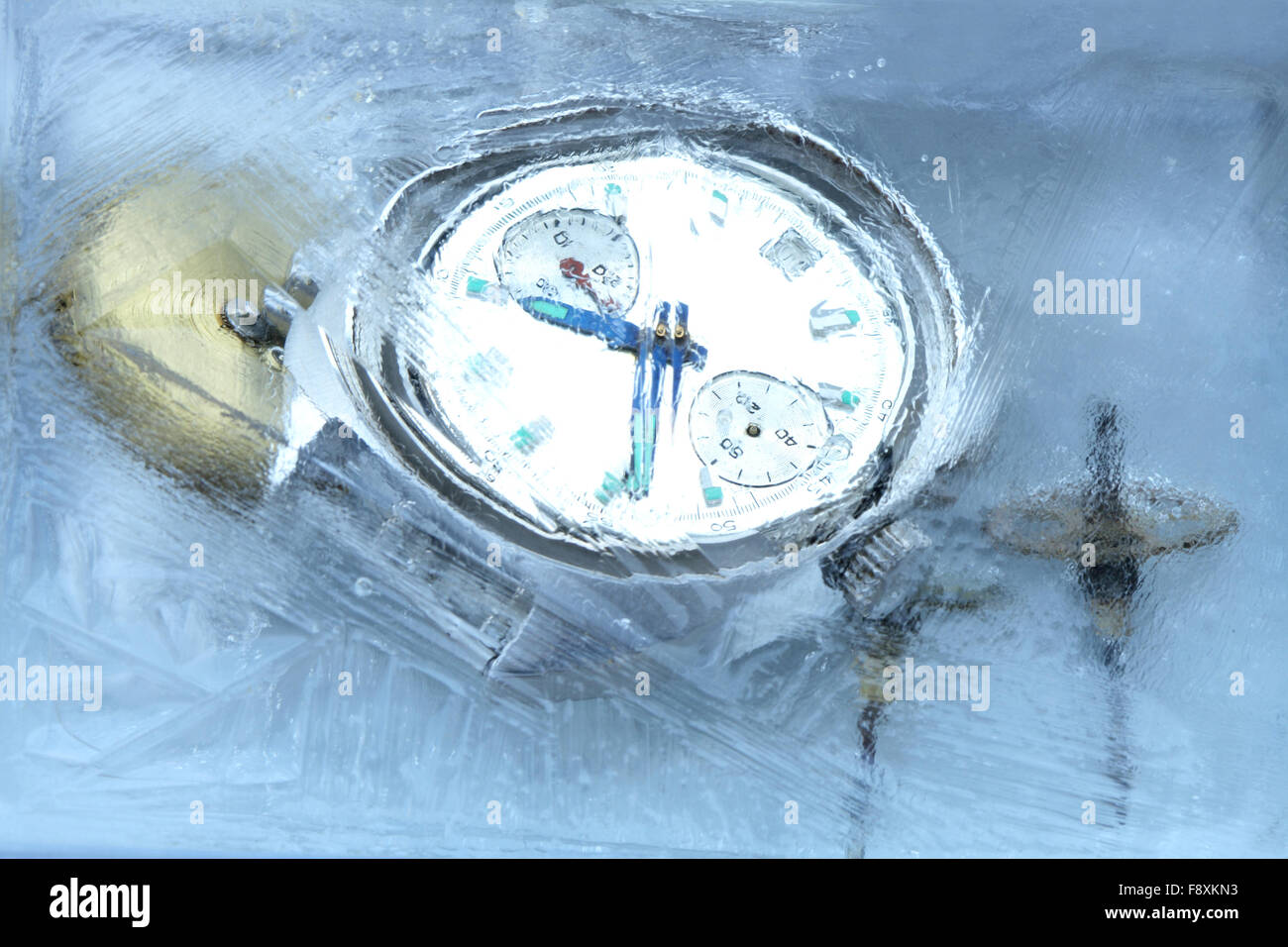 Ice time hi-res stock photography and images - Alamy