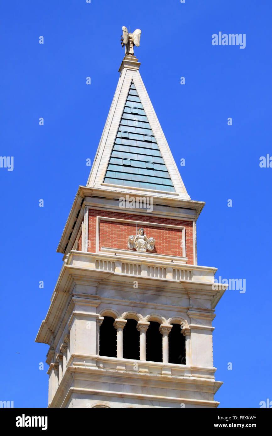 European traditional building structure Stock Photo - Alamy
