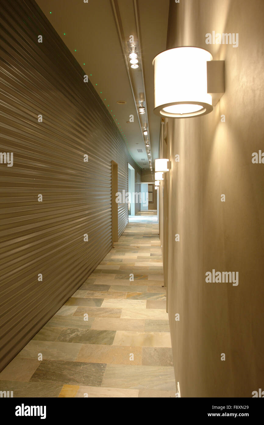corridor in perspective Stock Photo - Alamy