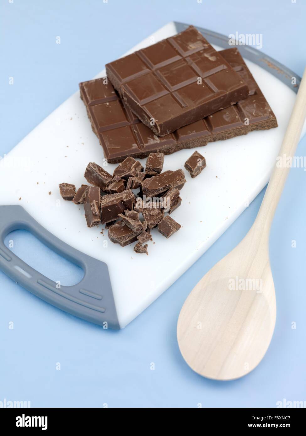 Chopped Cooking Chocolate Stock Photo - Alamy
