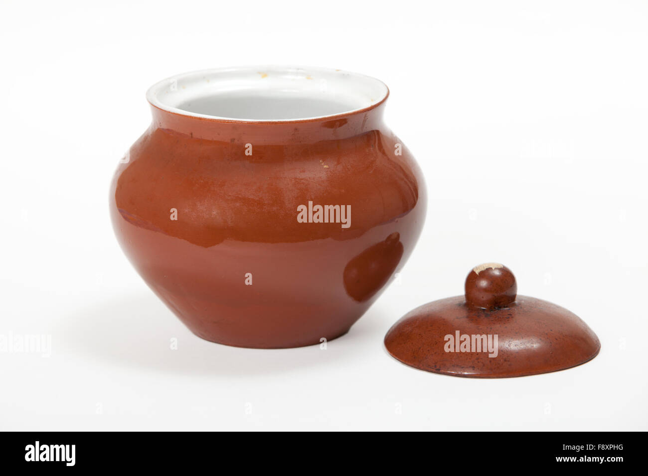Ceramic pot on white background. isolated image Stock Photo - Alamy