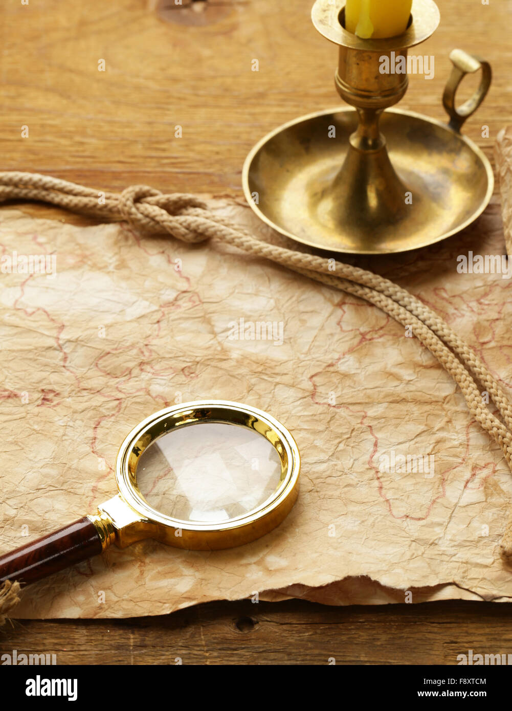 Treasure hunt map hi-res stock photography and images - Alamy