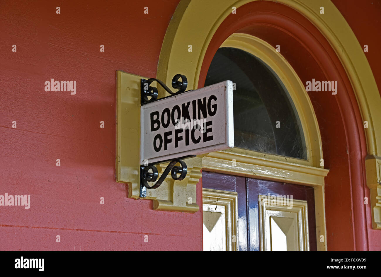 booking office sign at glen innes railway station, new england, new ...