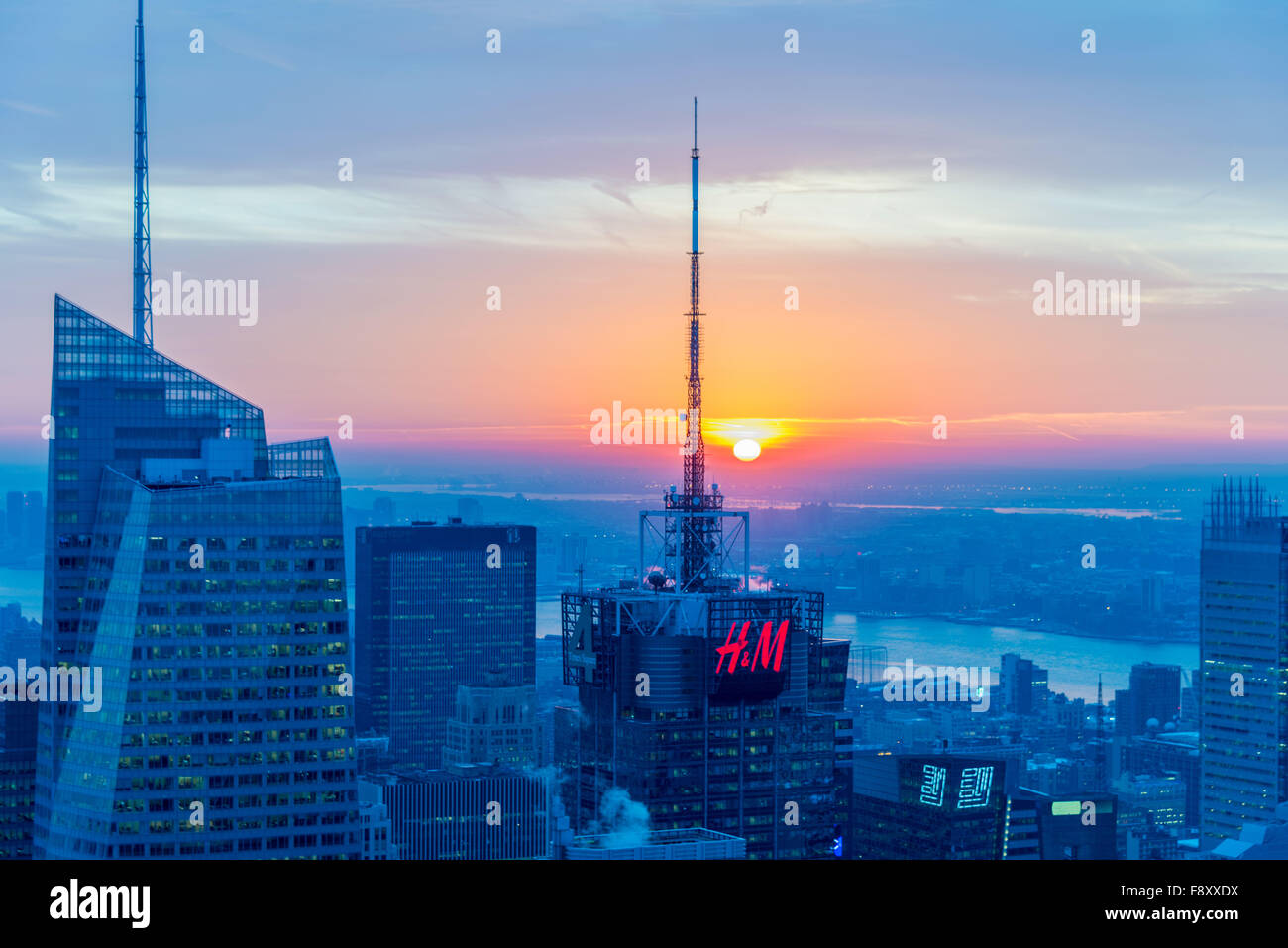 Famous skyscrapers of New York during sunset Stock Photo - Alamy