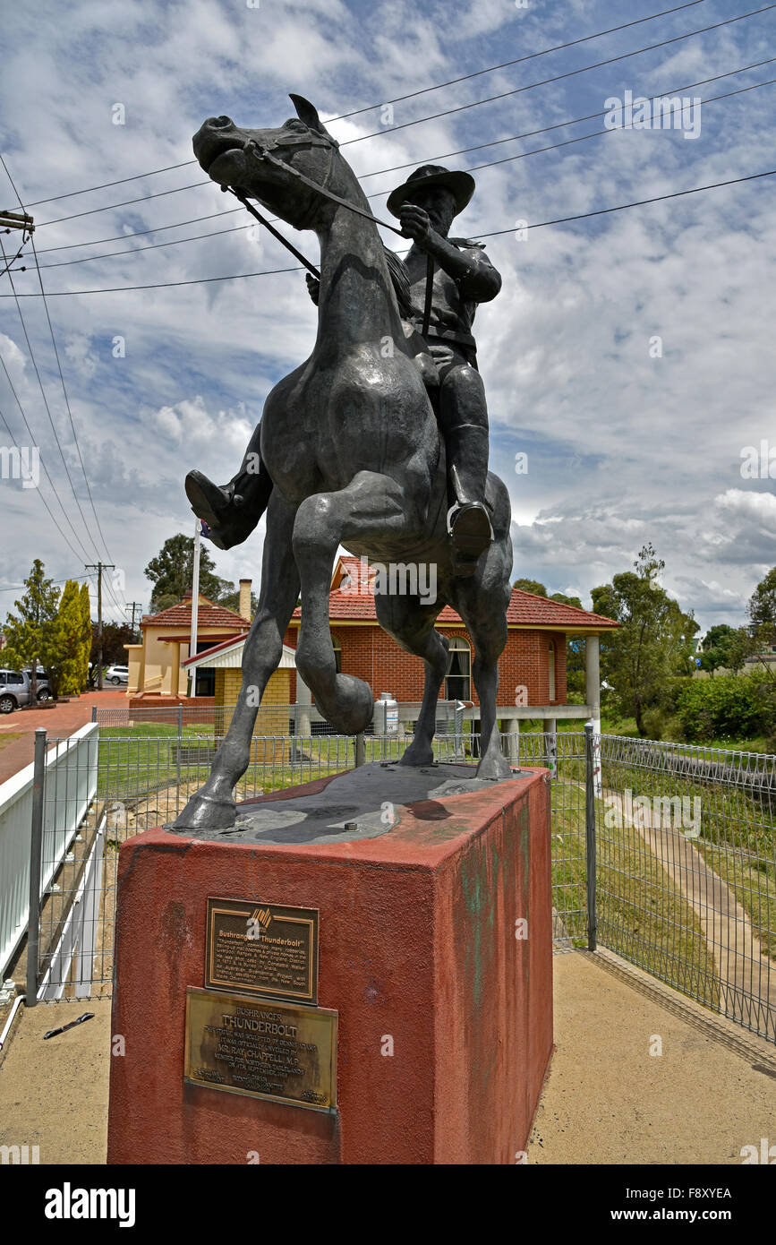 The robber thief hi-res stock photography and images - Alamy