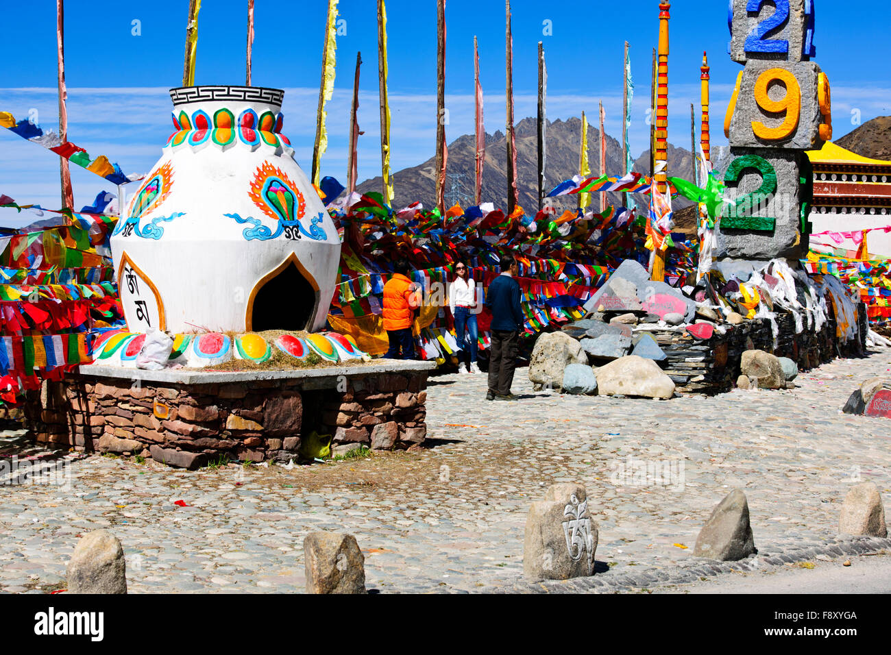 Mountain Ranges,Wooded Hillsides,Valleys,River Systems,Tibetan ...