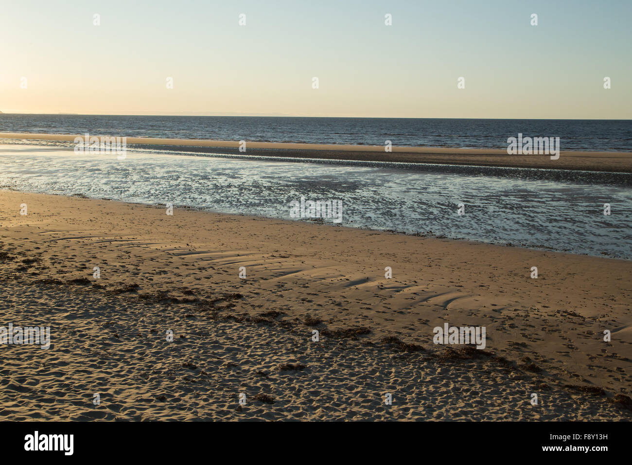 Strips of sand hi-res stock photography and images - Alamy