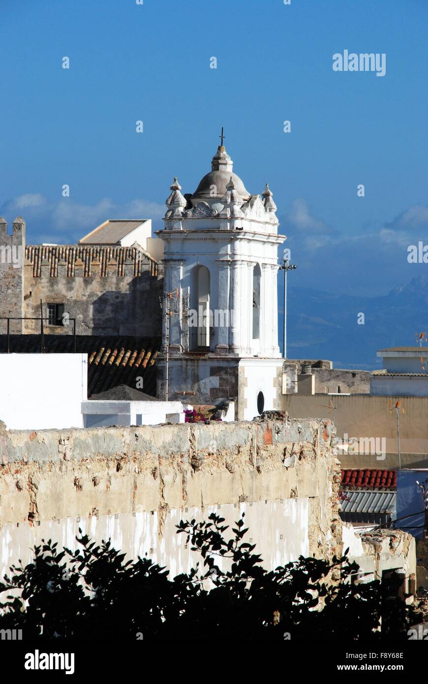 Tarifa old town hi-res stock photography and images - Alamy