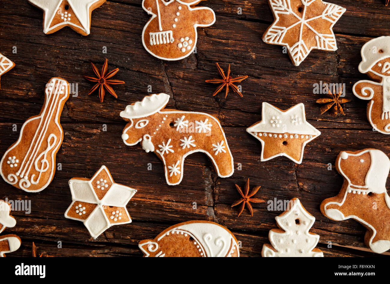 Festive gingerbread house decorated hi-res stock photography and images ...