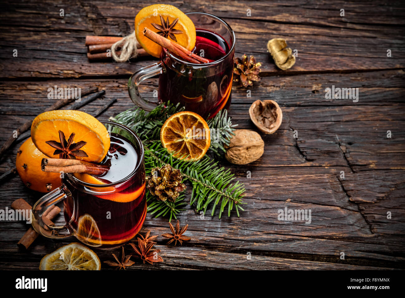 Hot wine drinks with spicy and sweet arrangement Stock Photo - Alamy