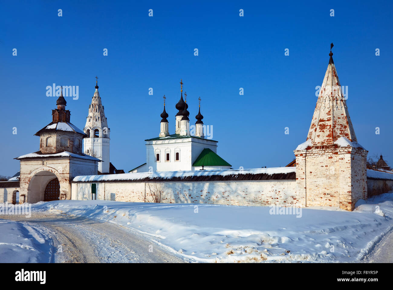 Alexander's monastery at Suzdal in winter. Russia Stock Photo - Alamy
