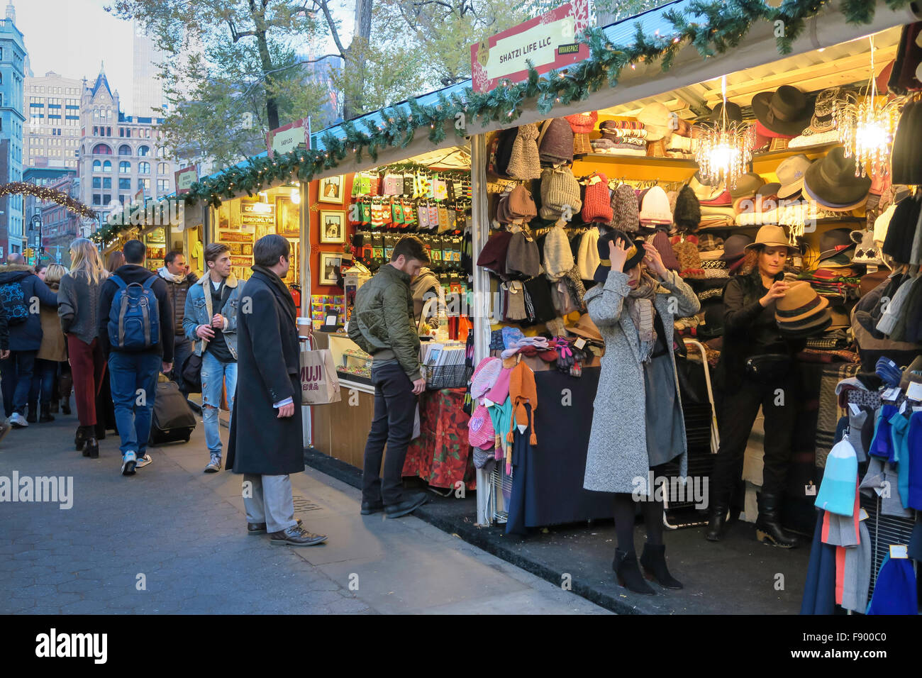 Female urban park ranger hi-res stock photography and images - Alamy