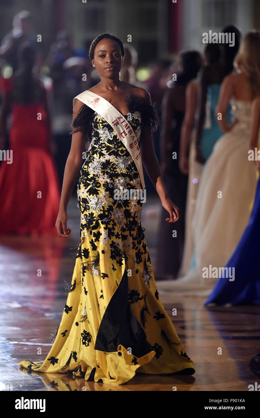 Miss world beauty pageant hi-res stock photography and images - Alamy
